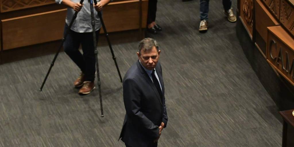 ¿Quién es Diego Ávila Navajas, el presidente del Senado?