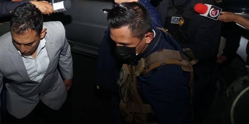 “Se encuentra en buena condición de salud”: El expresidente Arce pasó su primera noche en el ...